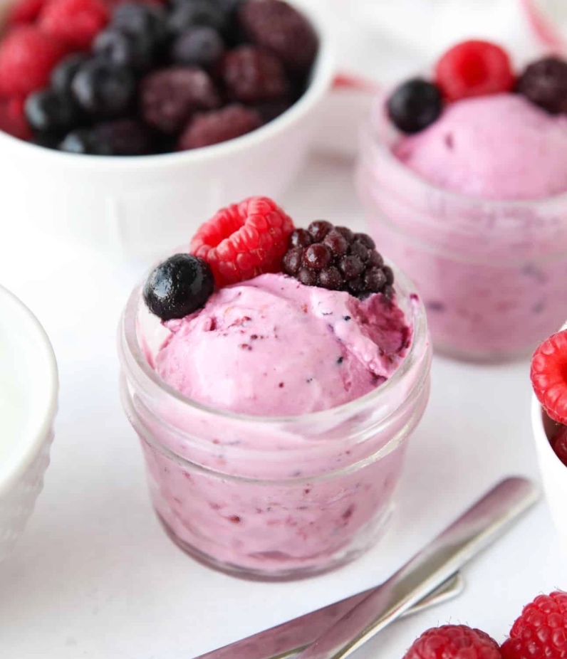 RED FRUIT FROZEN YOGURT (FRO-YO) - My Tuck Box